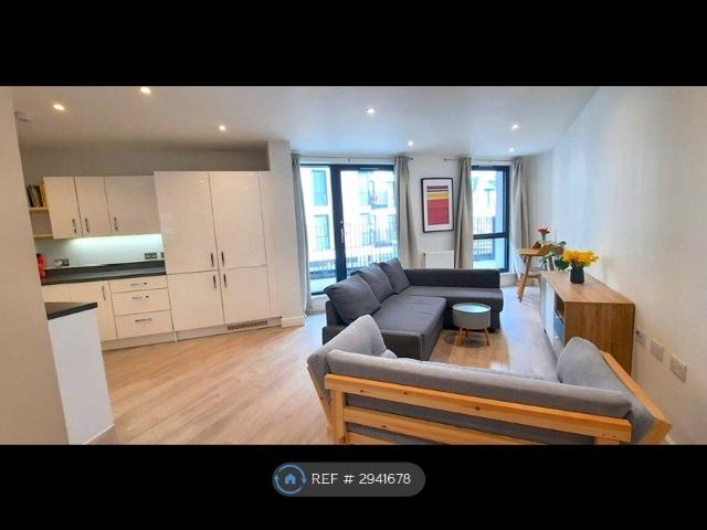 Sutherland Road, London E17, 2 bed flat to rent, £2,200 pcm | PrimeLocation
