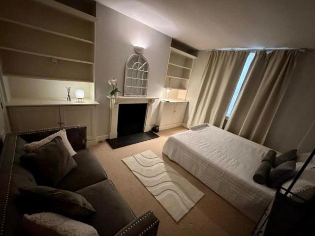 Sutherland Row, London SW1V 1 bed in a flat share to rent £1,290 pcm £298 pw