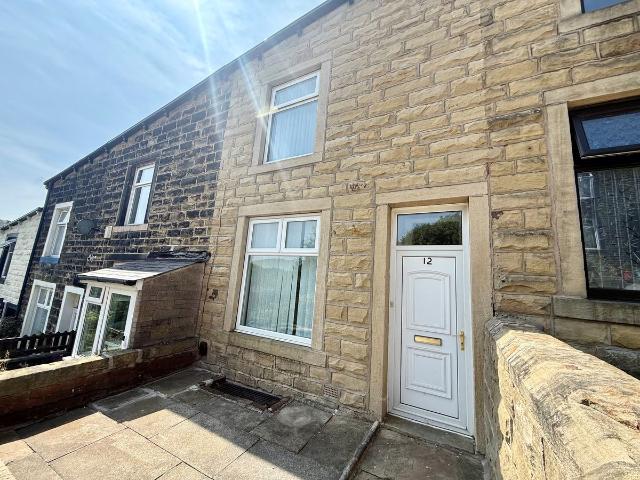 Sutherland Street, Colne BB8, 2 bed terraced house to rent, £795 pcm | PrimeLocation