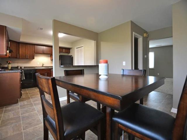 Symmes Apartments in Fairfield Ohio 2 Bedroom Apartment for Rent at 5109 Pleasant Ave, Fairfield, OH 45014