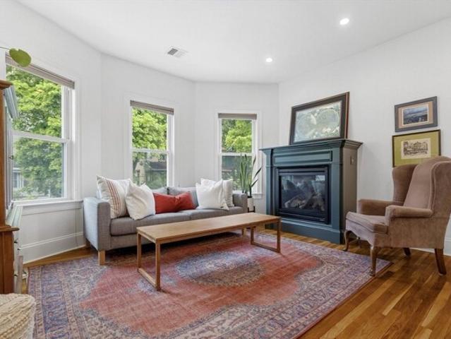 Symmes St Apt,boston, Condo For Sale