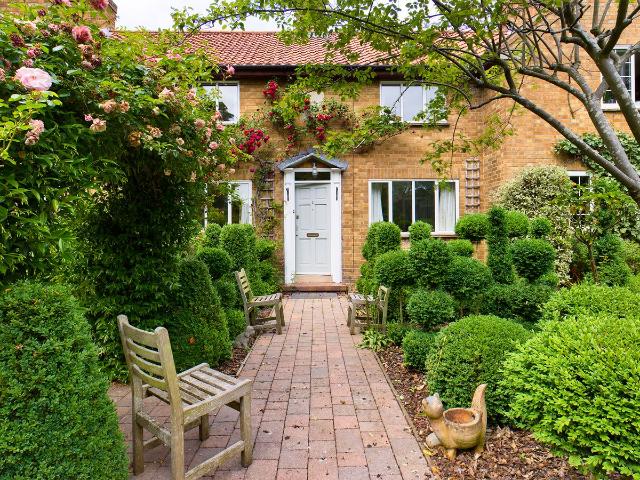 Symonds Lane, Grantchester CB3, 2 bed cottage to rent, £1,795 pcm | PrimeLocation