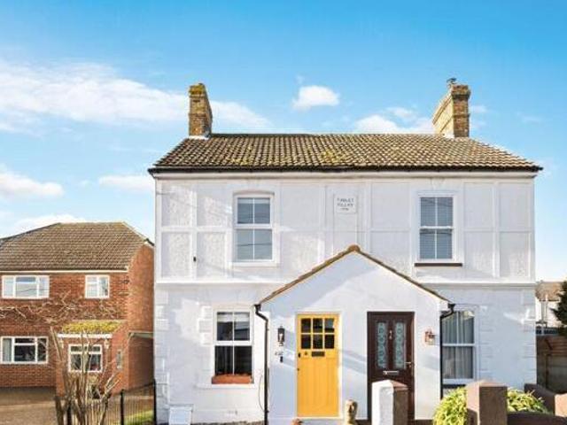 Symonds Road, Cliffe, 3 Bedroom Semi detached