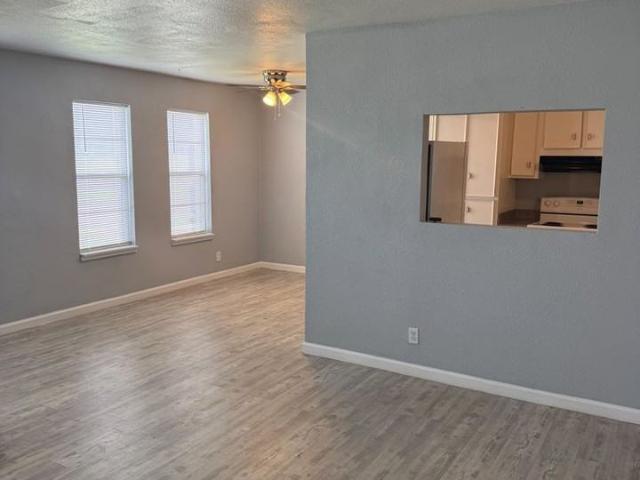 Symphony Apartments 1 Bedroom Apartment for Rent at 5808 S Alameda St, Corpus Christi, TX 78412 Bay Area