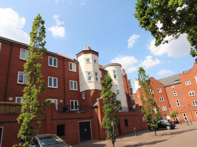 Symphony Court, Sheepcote Street, Birmingham B16, 2 bed flat to rent, £1,300 pcm | PrimeLocation