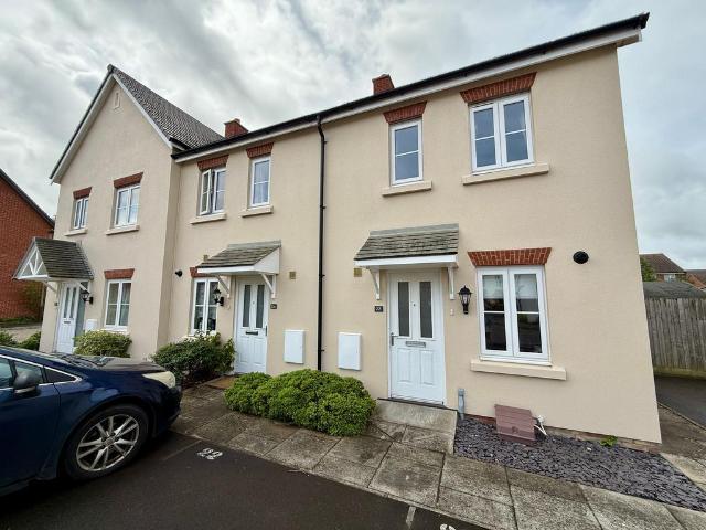 Symphony Road, Cheltenham GL51 2 bed terraced house to rent £1,375 pcm £317 pw
