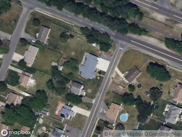 Sycamore Ave