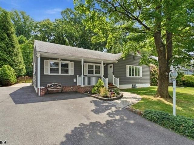 Sycamore Ave, Berkeley Heights Twp, Home For Sale