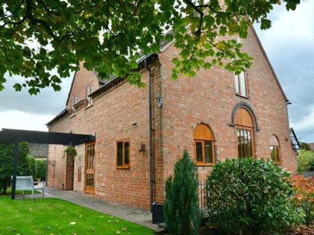 Sycamore Barn, Evesham Road, 5 Bedroom Semi detached
