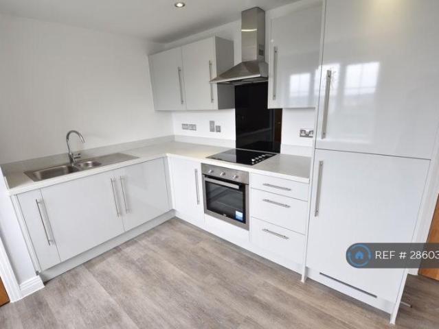 Sycamore Court, Luton, LU2 1 bed flat to rent £1,000 pcm £231 pw