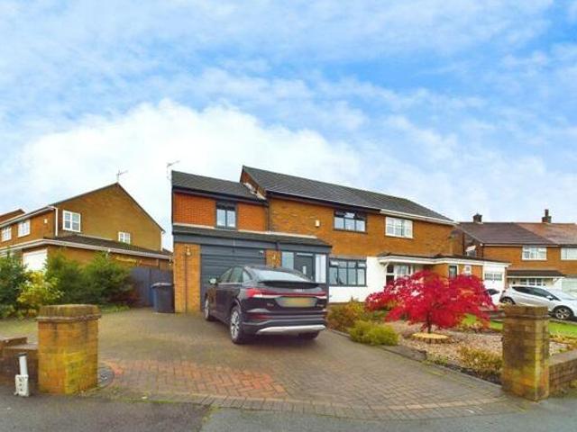 Sycamore Drive, Winstanley, 4 Bedroom Semi detached