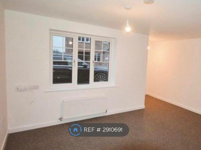 Sycamore Drive, Chesterfield S42, 3 bed semi detached house to rent, £1,550 pcm | PrimeLocation