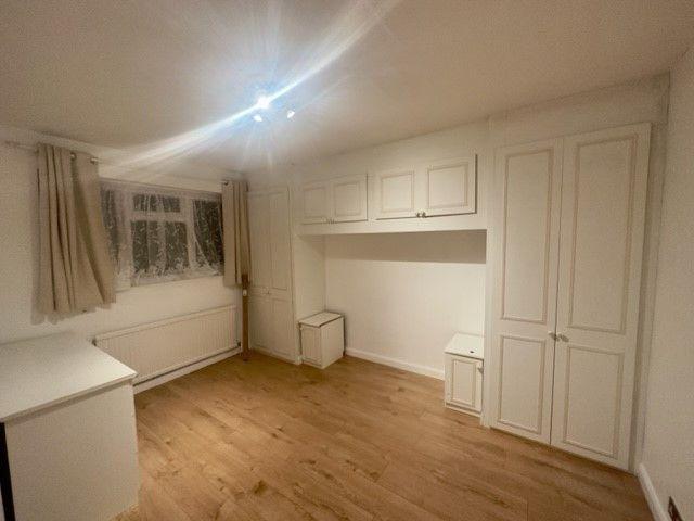 Sycamore Grove, Kingsbury NW9, Room to rent, £800 pcm | PrimeLocation