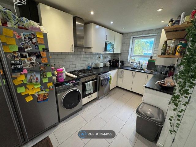 Sycamore House, London NW3, 4 bed flat to rent, £3,800 pcm | PrimeLocation
