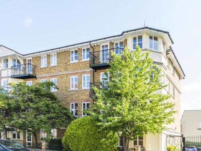 Sycamore Mews, London, 1 Bedroom Flat