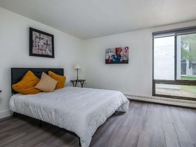 Sycamore Place Apartments 2 Bedroom Apartment for Rent at 7300 W Dean Rd, Milwaukee, WI 53223 Whispering Hills