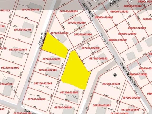 Sycamore St, Hearne, TX 77589