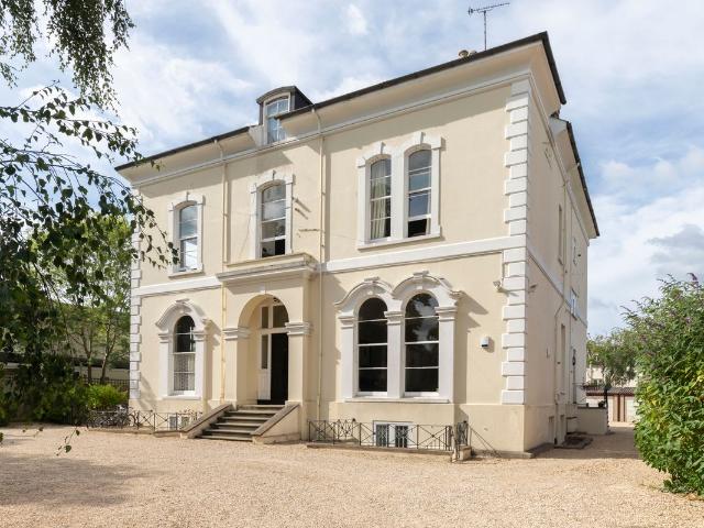 Sydenham Road North, Cheltenham GL52, 2 bed flat to rent, £1,350 pcm | PrimeLocation