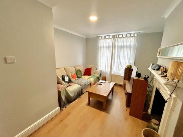 Sydenham Road, Guildford, Surrey, GU1