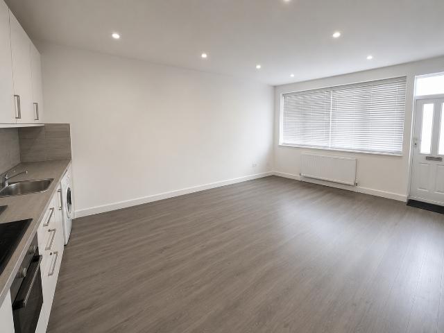 Sydenham Road, London SE26, 1 bed flat to rent, £1,195 pcm | PrimeLocation