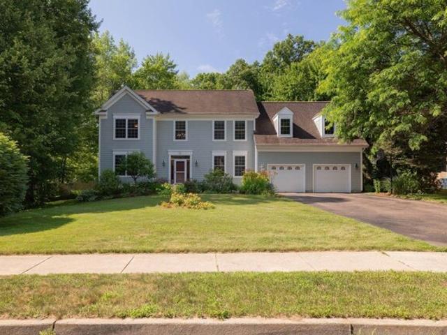 Sydney Dr, Essex, Home For Sale