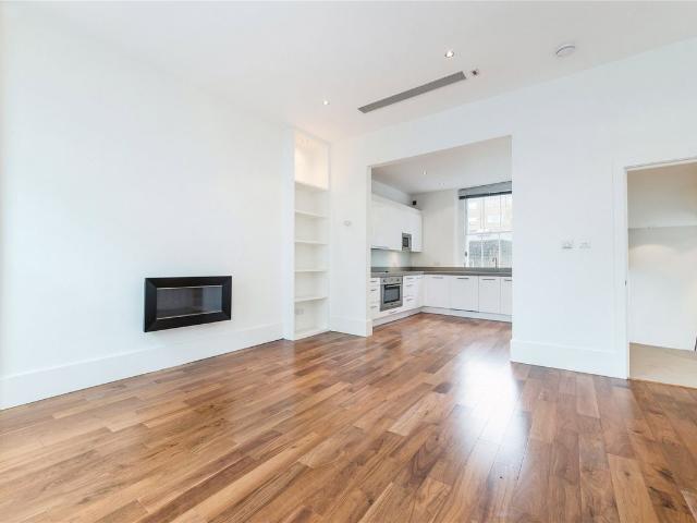 Sydney Mews, Chelsea, London SW3, 2 bed terraced house to rent, £4,875 pcm | PrimeLocation