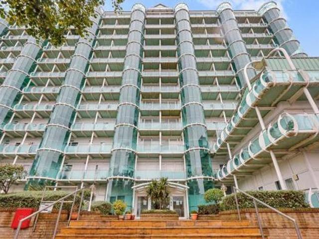 Sydney Road, Tower Point, 2 Bedroom Flat