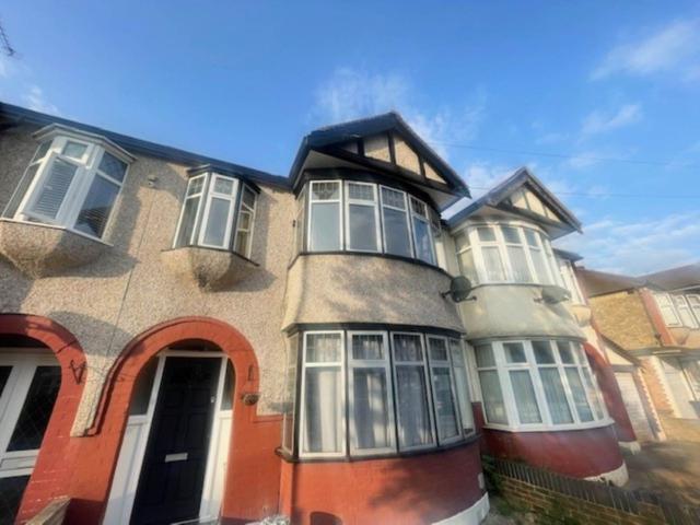 Sydney Road, Barkingside IG6, 4 bed semi detached house to rent, £2,600 pcm | PrimeLocation