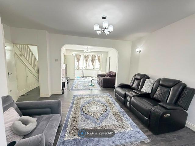 Sydney Road, Ilford IG6, 4 bed terraced house to rent, £3,250 pcm | PrimeLocation
