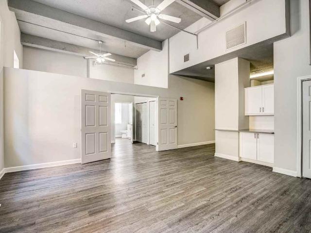 Sydnor Flats 1 Bedroom Apartment for Rent at 108 E Grace St, Richmond, VA 23219 Monroe Ward