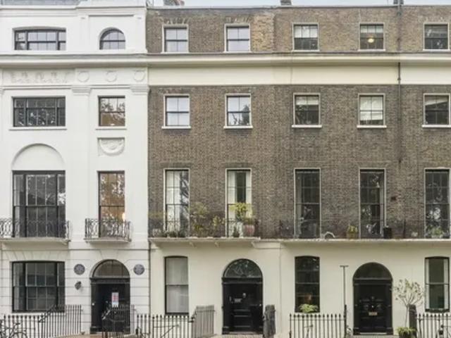 Syed Ahmed Kahn 1817 1898, Mecklenburgh Square, Camden Town, WC1N 2AD, United Kingdom | 3 bed apartment for rent #166563793 | Rentberry