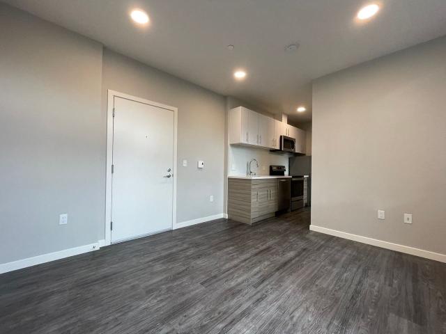Sylvan Court Studio Apartment for Rent at 1901 E Fir St, Seattle, WA 98122 Minor
