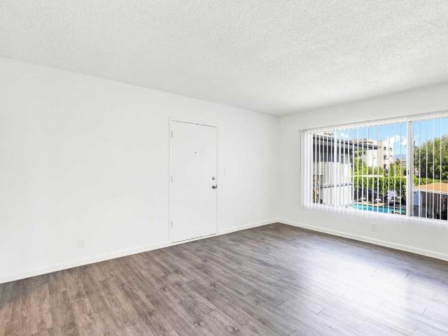 Sylvan Gardens 1 Bedroom Apartment for Rent at 13727 Sylvan St, Los Angeles, CA 91401 Greater Valley Glen