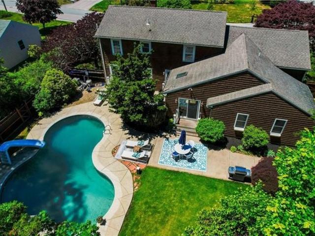 Sylvan Dr, East Greenwich, Home For Sale