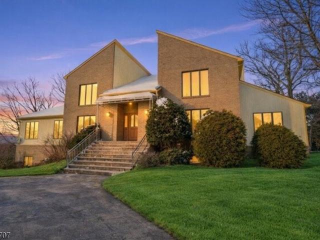 Sylvan Dr, Montville Township, Home For Sale