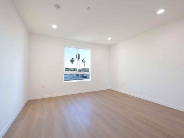 Sylvan House 2 Bedroom Apartment for Rent at 14606 Sylvan St, Los Angeles, CA 91411 Van Nuys