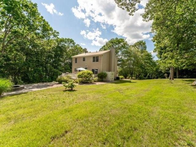 Sylvan Ln, Westerly, Home For Sale