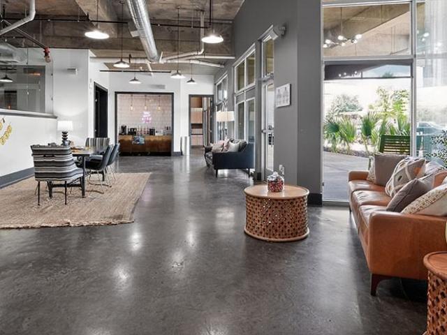 Sylvan Thirty 2 Bedroom Apartment for Rent at 750 Fort Worth Ave, Dallas, TX 75208