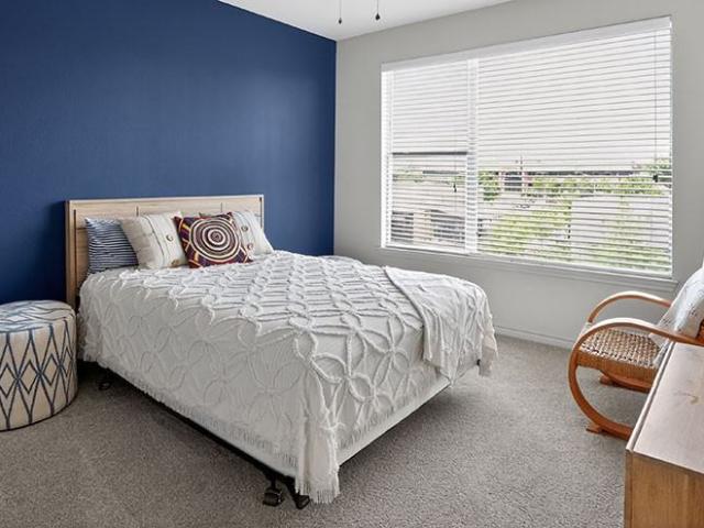 Sylvan Thirty 2 Bedroom Apartment for Rent at 750 Fort Worth Ave, Dallas, TX 75208