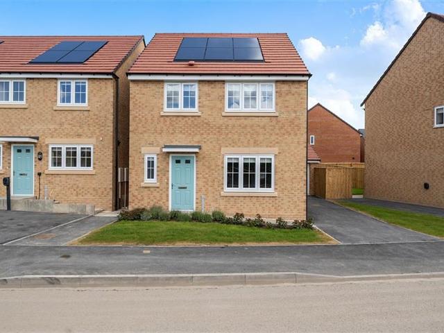 Sylvester Crescent S81, 4 bed detached house to rent, £1,300 pcm | PrimeLocation