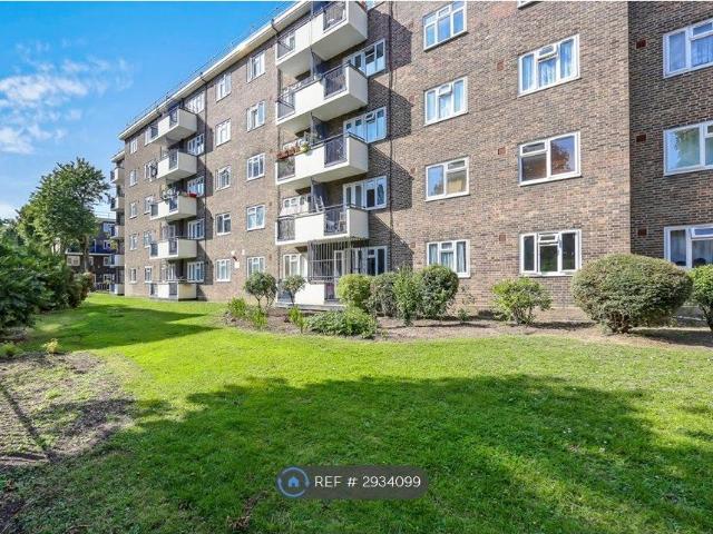 Sylvia Court, London N1, 3 bed flat to rent, £3,250 pcm | PrimeLocation