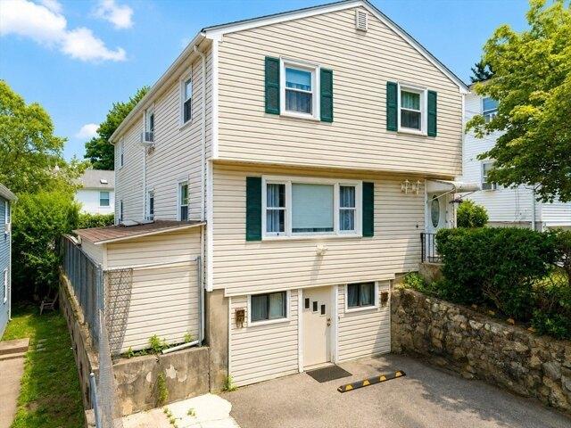 Sylvia, Arlington, Home For Sale