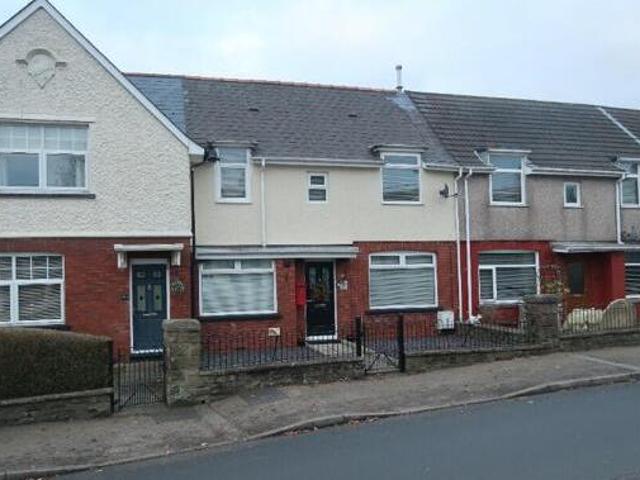 Syr Dafydd Avenue, Oakdale, 3 Bedroom Terraced
