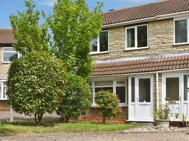 Sywell Close, Doddington Park, Lincoln LN6, 3 bed semi detached house to rent, £1,050 pcm | PrimeLocation